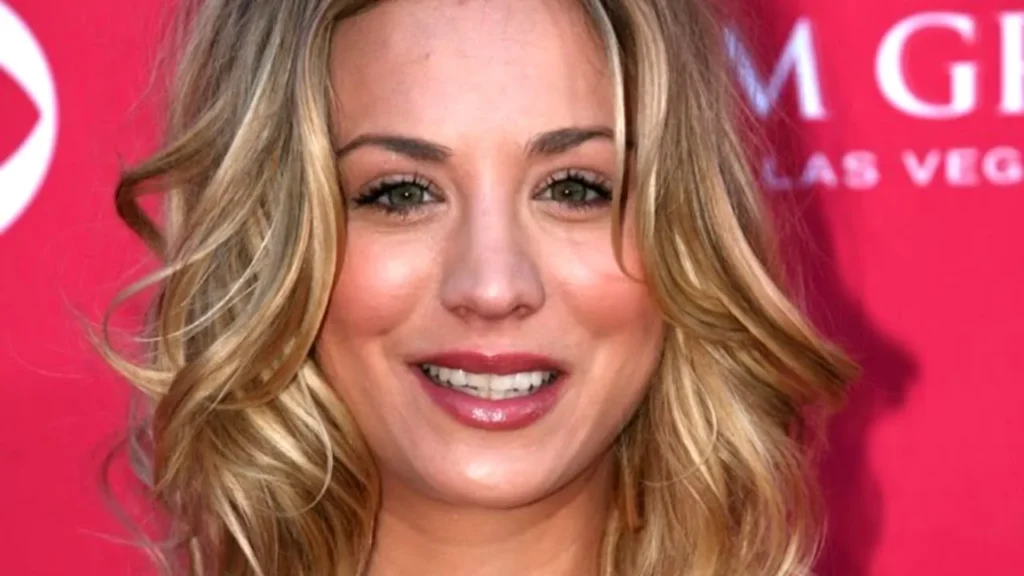 Kaley Cuoco In LlNGERlE-THONG Photos Leave Little To Imagination..Take ...